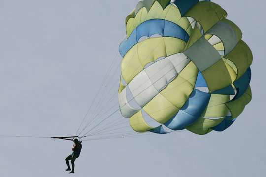Parasailer Images – Browse 174 Stock Photos, Vectors, and Video | Adobe ...