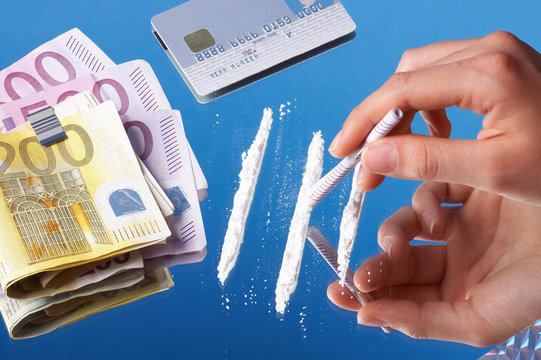 รูปภาพDrogendealer – เลือกดูภาพถ่ายสต็อก เวกเตอร์ และวิดีโอ148 | Adobe ...