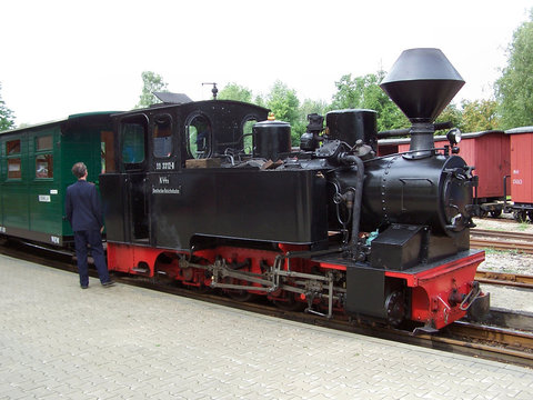 รูปภาพFeldbahn – เลือกดูภาพถ่ายสต็อก เวกเตอร์ และวิดีโอ142 | Adobe Stock