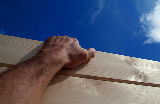 「Ausbrechen」の写真素材 | 1,173件の無料イラスト画像 | Adobe Stock