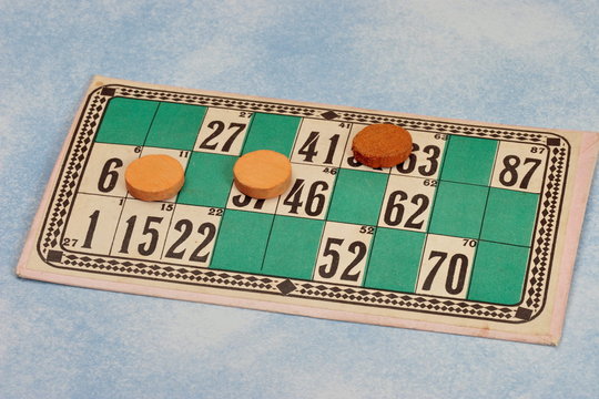 211 MEILLEURES Quine IMAGES, PHOTOS ET ILLUSTRATIONS VECTORIELLES STOCK ...