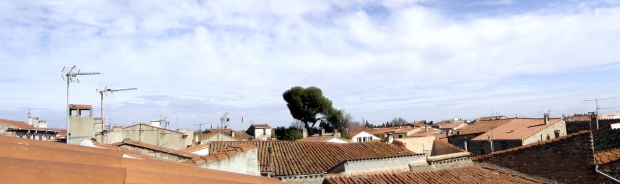 Saillir Images – Browse 10 Stock Photos, Vectors, and Video | Adobe Stock