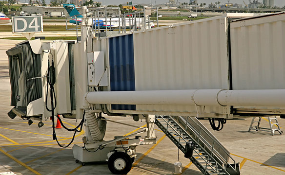 「Jetway」の写真素材 | 3,680件の無料イラスト画像 | Adobe Stock