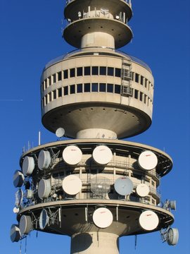 "Telecom Tower" Imagens – Procure 315 fotos, vetores e vídeos | Adobe Stock