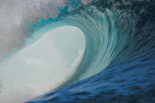 「Teahupoo」の画像 - 1,201 件の Stock 写真、ベクターおよびビデオ | Adobe Stock
