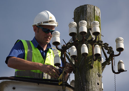 Telephone Pole Repair Images – Browse 1,638 Stock Photos, Vectors, and ...