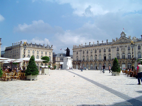 รูปภาพNancy – เลือกดูภาพถ่ายสต็อก เวกเตอร์ และวิดีโอ13,736 | Adobe Stock