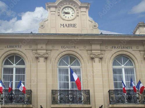 "mairie française" photo libre de droits sur la banque d'images Fotolia ...