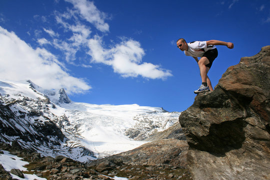 Imágenes de Absprung: descubre bancos de fotos, ilustraciones, vectores ...