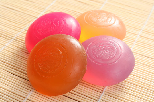 รูปภาพGlycerine – เลือกดูภาพถ่ายสต็อก เวกเตอร์ และวิดีโอ15,585 | Adobe ...