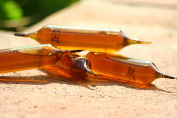 "ampoule Buvable" : photos, illustrations, vecteurs et vidéos libres de ...