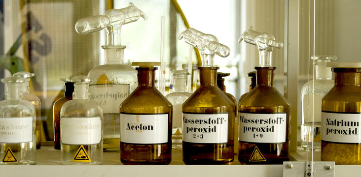 「Laboratorium」の画像 - 3,199 件の Stock 写真、ベクターおよびビデオ | Adobe Stock