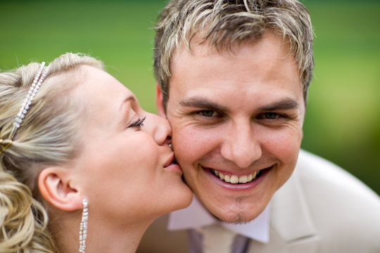 รูปภาพOsculate – เลือกดูภาพถ่ายสต็อก เวกเตอร์ และวิดีโอ24,178 | Adobe Stock