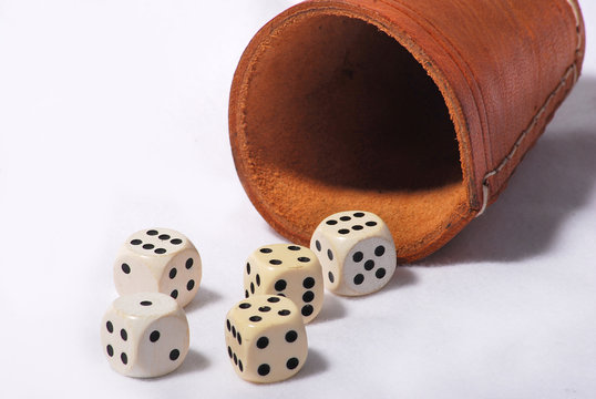 Knobeln Bilder – Durchsuchen 465 Archivfotos, Vektorgrafiken und Videos ...