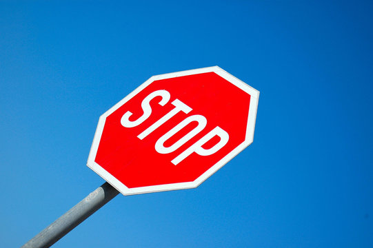 Stopschild Imagens – Procure 1,776 fotos, vetores e vídeos | Adobe Stock