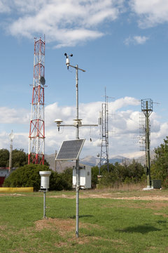 Relaisstation Bilder – Durchsuchen 2,144 Archivfotos, Vektorgrafiken ...