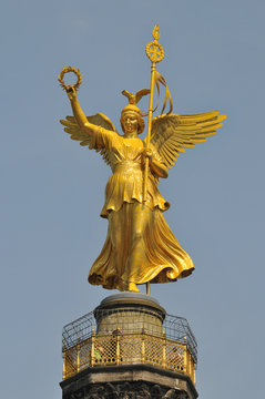 รูปภาพGoldelse – เลือกดูภาพถ่ายสต็อก เวกเตอร์ และวิดีโอ1,367 | Adobe Stock