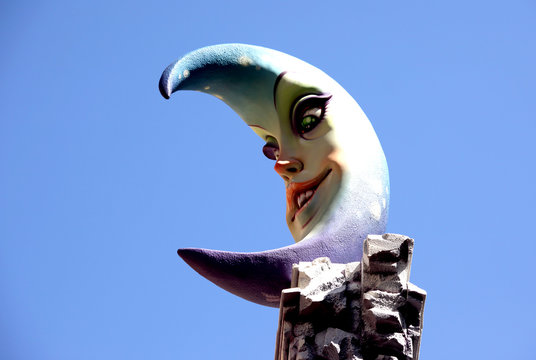 「Mondgesicht」の画像 - 178 件の Stock 写真、ベクターおよびビデオ | Adobe Stock