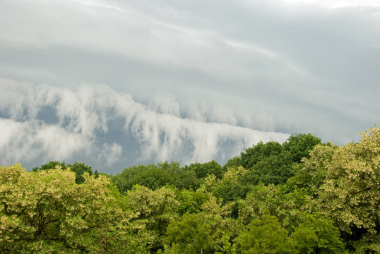 Imágenes de "Storm Front": descubre bancos de fotos, ilustraciones ...