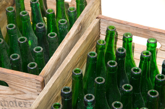 Leergut Bilder – Durchsuchen 524 Archivfotos, Vektorgrafiken und Videos ...