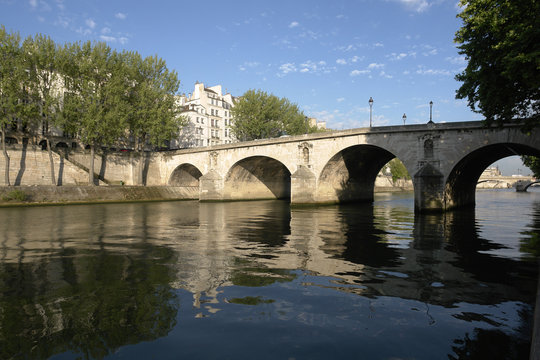 "Pont Marie" Images – Browse 77 Stock Photos, Vectors, and Video ...