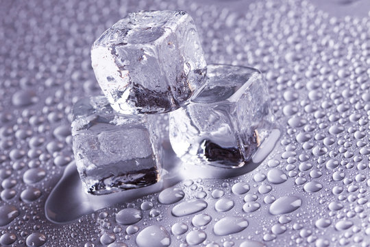 รูปภาพFrozon – เลือกดูภาพถ่ายสต็อก เวกเตอร์ และวิดีโอ66 | Adobe Stock