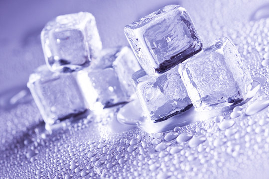 รูปภาพFrozon – เลือกดูภาพถ่ายสต็อก เวกเตอร์ และวิดีโอ66 | Adobe Stock