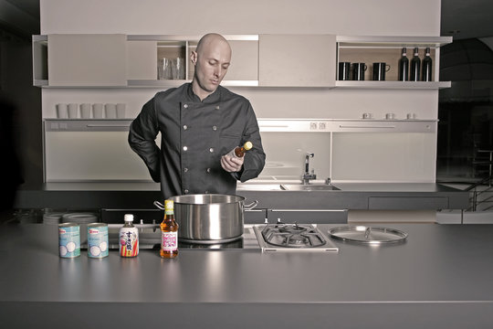 Abschmecken 画像 - 参照 1,899 Stock 写真、ベクターおよびビデオ | Adobe Stock