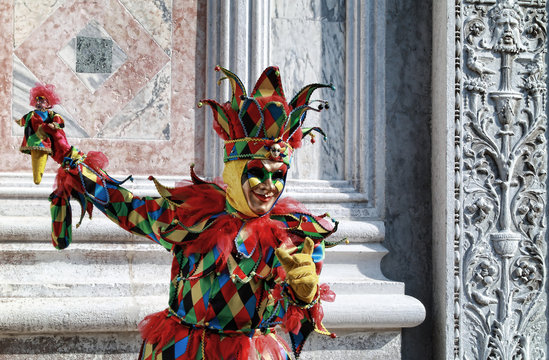 32,917 MIGLIORI Arlecchino IMMAGINI, FOTO STOCK E VETTORIALI | Adobe Stock