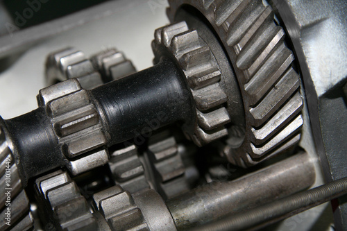 "Getriebe Zahnrad" Stockfotos und lizenzfreie Bilder auf Fotolia.com ...