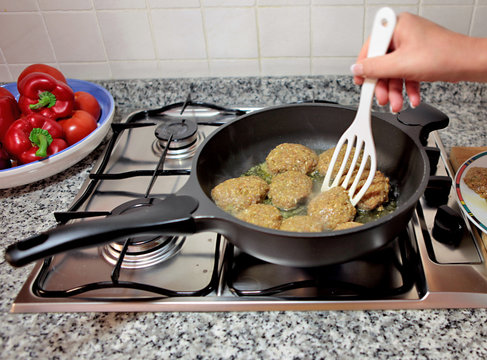 Rindergehacktes Images – Browse 45 Stock Photos, Vectors, and Video ...