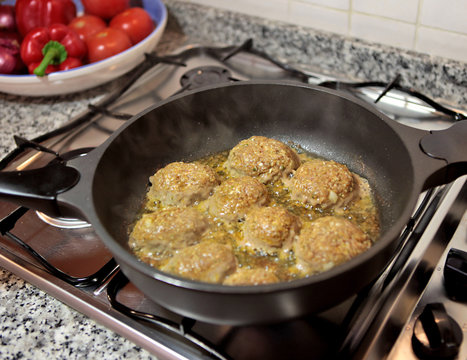 Rindergehacktes Images – Browse 45 Stock Photos, Vectors, and Video ...