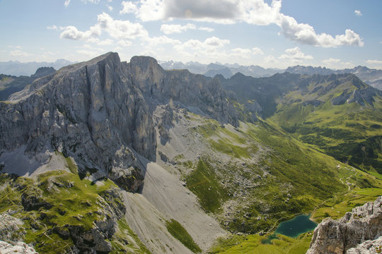 รูปภาพFelse – เลือกดูภาพถ่ายสต็อก เวกเตอร์ และวิดีโอ290 | Adobe Stock