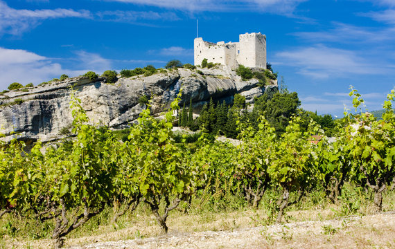 Vaison-La-Romaine Images – Browse 1,030 Stock Photos, Vectors, and ...