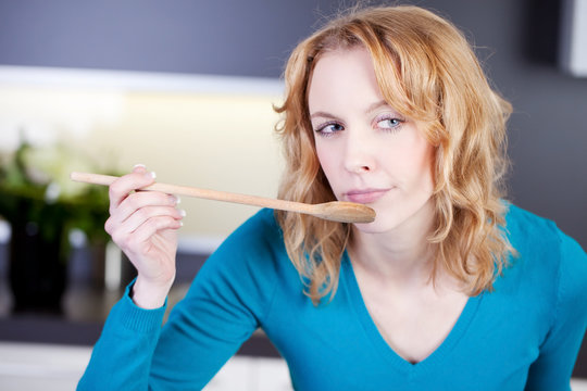 「Abschmecken」の画像 - 1,831 件の Stock 写真、ベクターおよびビデオ | Adobe Stock