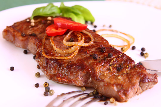 「Rinderfleisch」の画像 - 1,726 件の Stock 写真、ベクターおよびビデオ | Adobe Stock