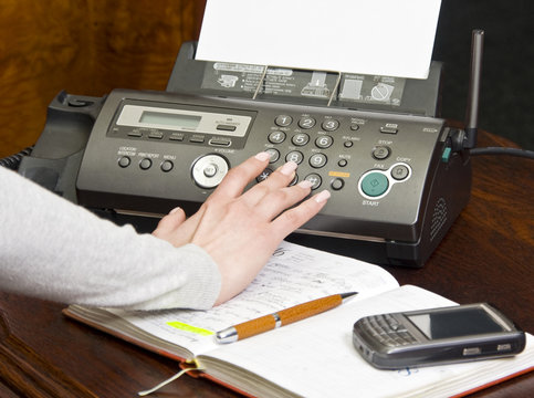Imágenes de Fax: descubre bancos de fotos, ilustraciones, vectores y ...