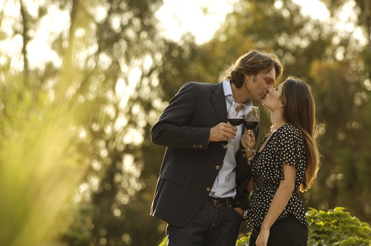 「Osculate」の画像 - 23,639 件の Stock 写真、ベクターおよびビデオ | Adobe Stock