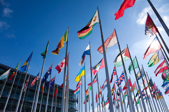 Länderflaggen-Bilder: Stock-Fotos & -Videos. | Adobe Stock