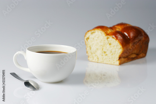 "Café-Brioche" photo libre de droits sur la banque d'images Fotolia.com ...