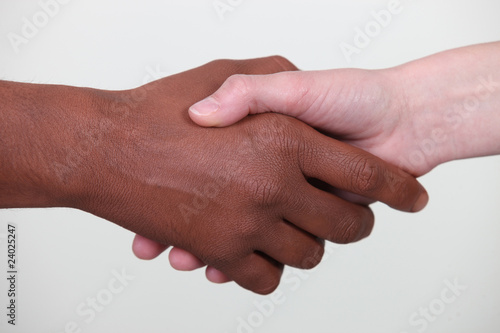 "Main noire et blanche" photo libre de droits sur la banque d'images ...