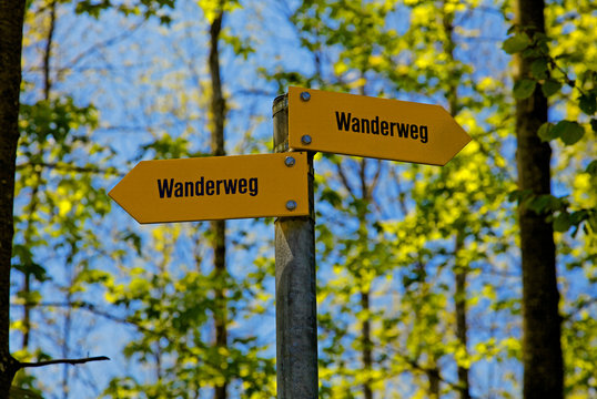 「Weg-Zeigen」の写真素材 | 1,941件の無料イラスト画像 | Adobe Stock