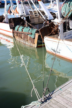 Quaie bilder – Bläddra bland 50 stockfoton, vektorer och videor | Adobe ...