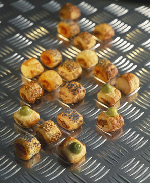 รูปภาพPetits-Fours – เลือกดูภาพถ่ายสต็อก เวกเตอร์ และวิดีโอ47 | Adobe Stock