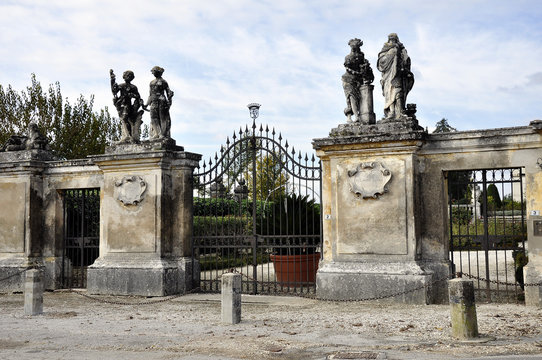 Arcugnano Bilder – Durchsuchen 28 Archivfotos, Vektorgrafiken und ...
