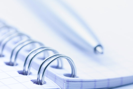 Notieren bilder – Bläddra bland 10,297 stockfoton, vektorer och videor ...