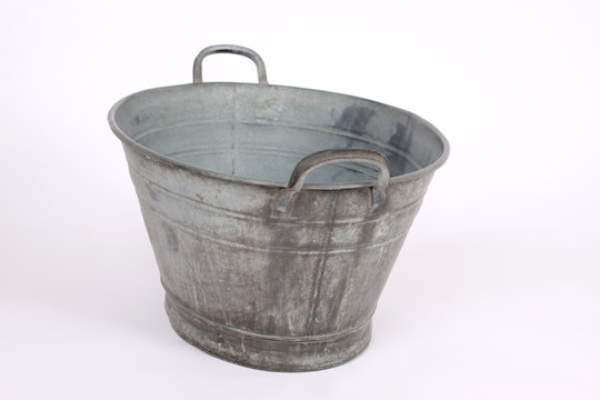 "Zinkwanne-Bilder: Stock-Fotos & -Videos. | Adobe Stock