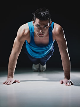 รูปภาพPush-Ups – เลือกดูภาพถ่ายสต็อก เวกเตอร์ และวิดีโอ88,966 | Adobe Stock