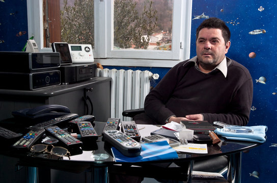 Téléspectateur - Images et vidéos libres de droits | Adobe Stock