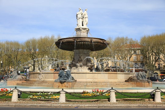 รูปภาพRotonde – เลือกดูภาพถ่ายสต็อก เวกเตอร์ และวิดีโอ1,974 | Adobe Stock